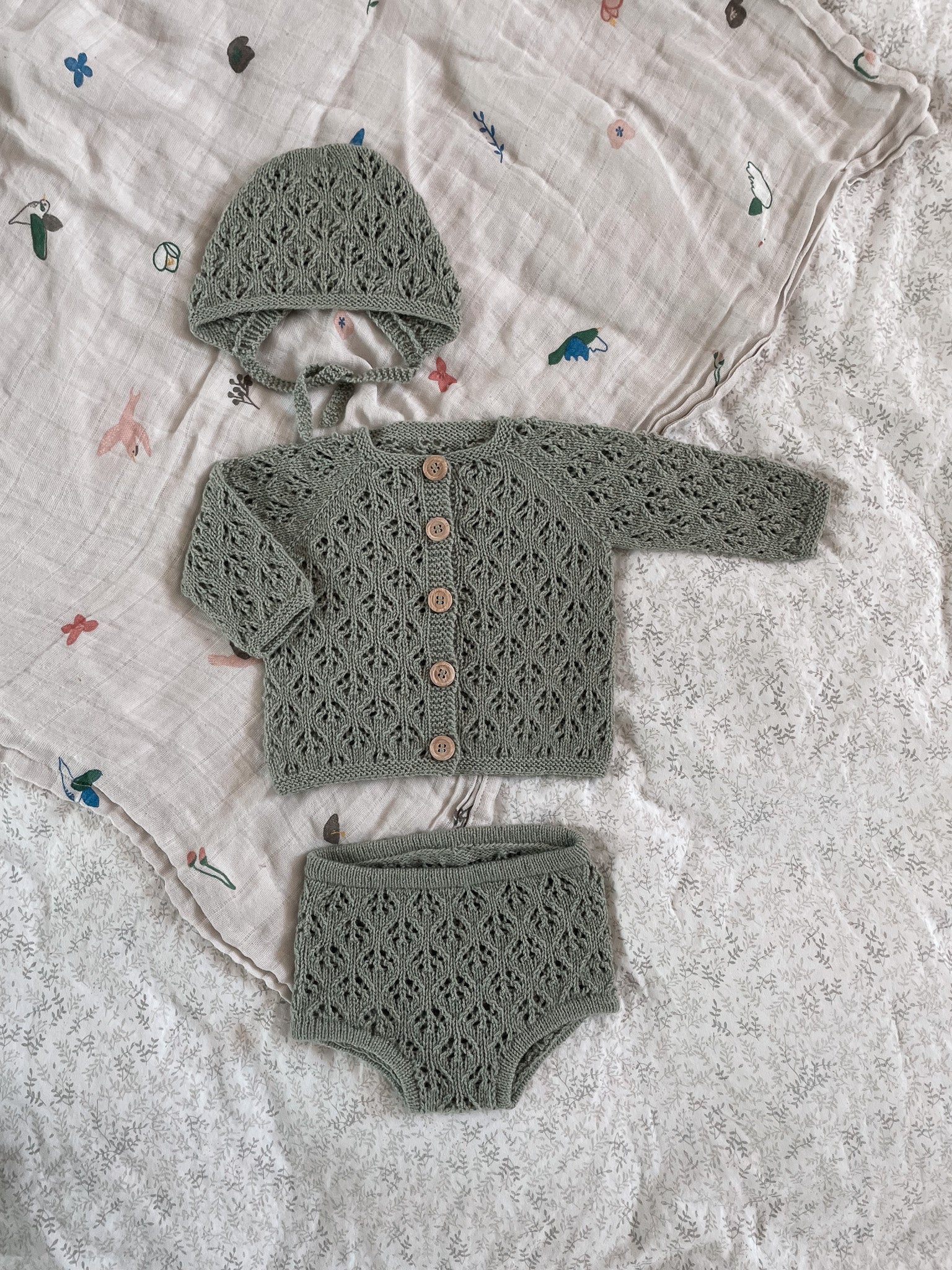 Konglesett // Pinecone set – Little & Loop